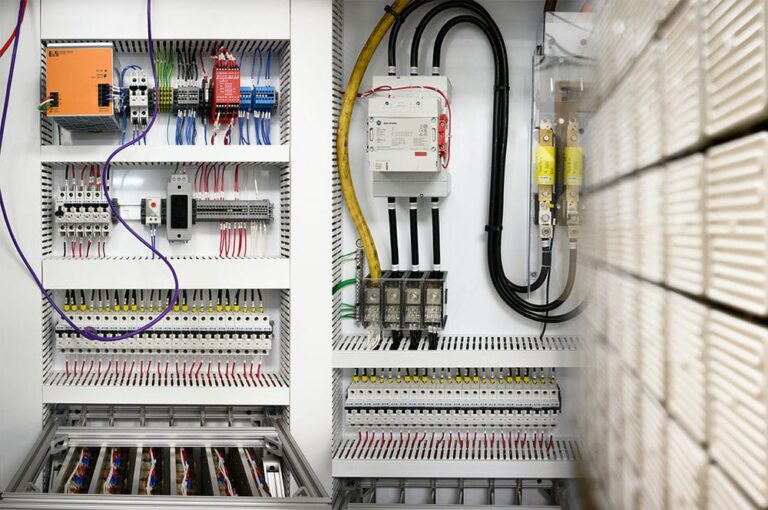 Custom Heater & Heating Elements Manufacturer | Industrial Flexible ...